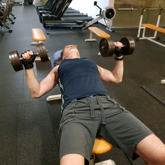 Tlaky 15-17,5kg by Ivan H. - Exercise How-to - Skimble