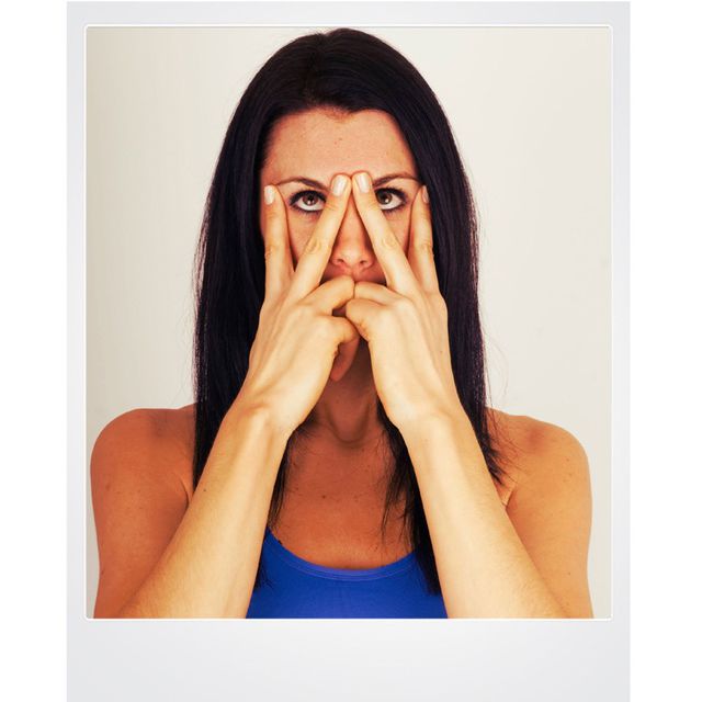 The V by Keeli D. - Exercise How-to - Skimble Workout Trainer