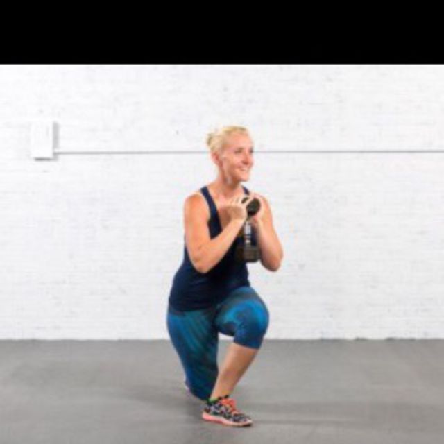 Cross Over Rear Lunges by Shannon Dobson - Exercise How-to - Skimble