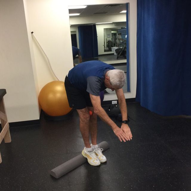 Toe Touch With Elevation by David Perlis - Exercise How-to - Skimble