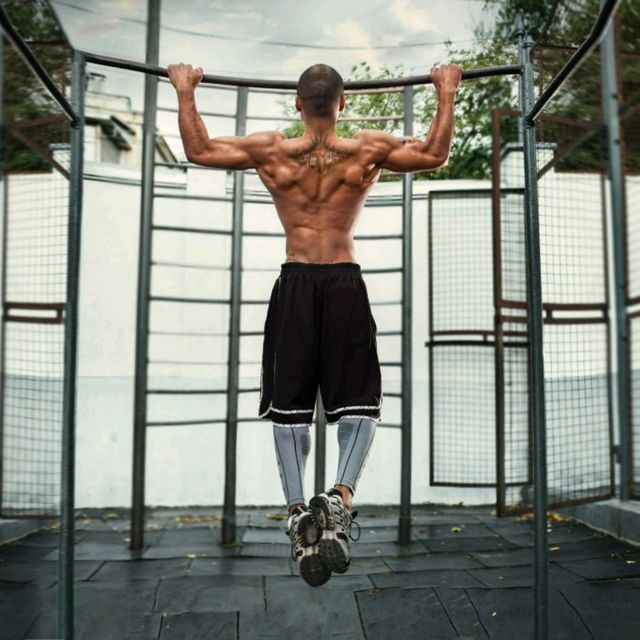 Pull Up And Hold by Uncle Heiko S - Exercise How-to - Skimble