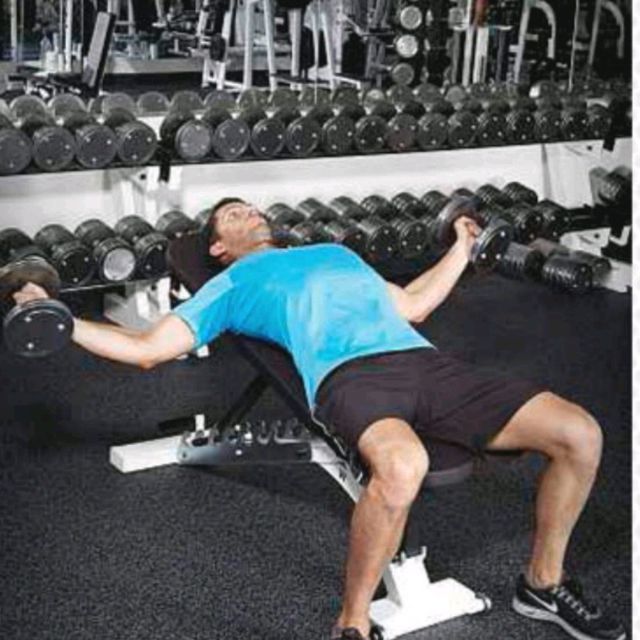 Incline Dumbbell Fly by Adali Ramos - Exercise How-to - Skimble