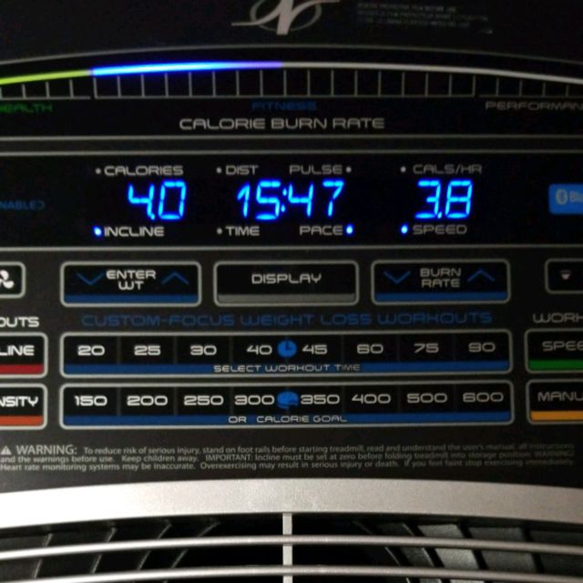 Treadmill Light Incline Power Walk by Krissa Randolph - Exercise How-to ...