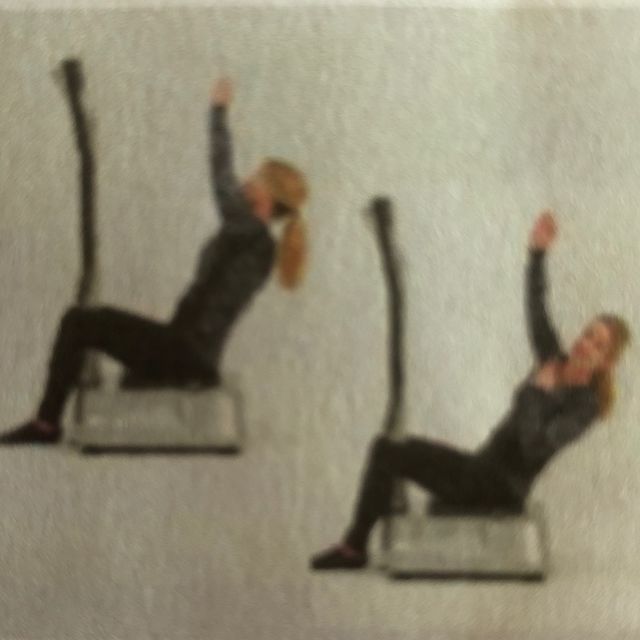 Abdominal Twists by Rika E. - Exercise How-to - Skimble