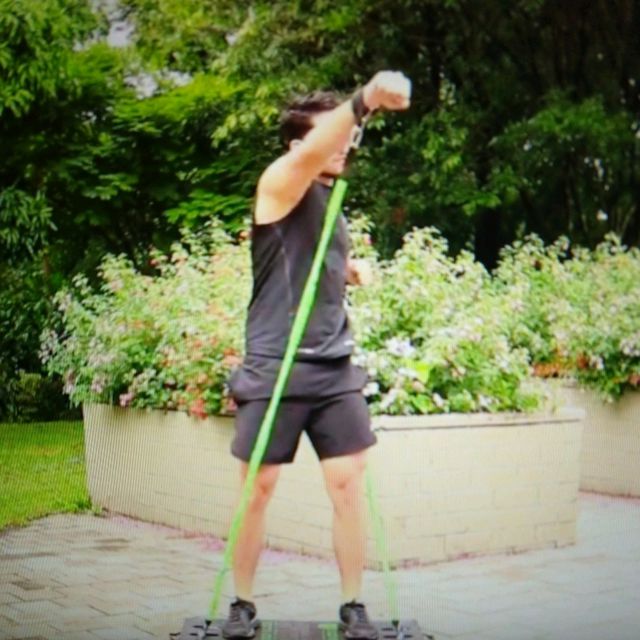 Squat Punch by Chris Stapleton - Exercise How-to - Skimble