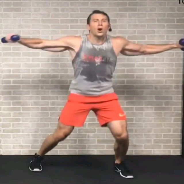 Arm Crossover Jack by Dennis Richardson - Exercise How-to - Skimble