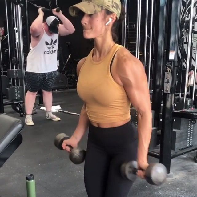 Half To Full Curls by Jen F. - Exercise How-to - Skimble