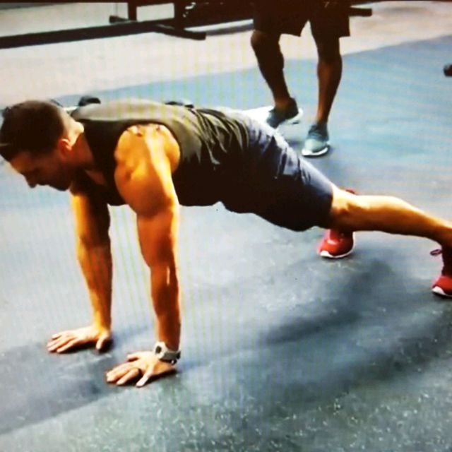 Catchers by Dennis Richardson - Exercise How-to - Skimble