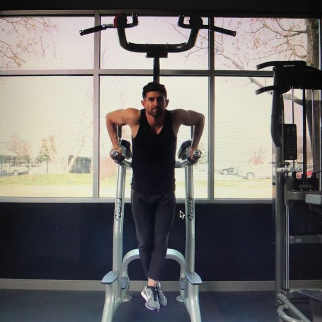 Chest Dip by Jason Kelland - Exercise How-to - Skimble