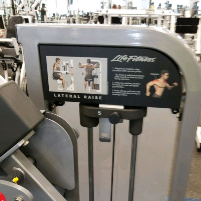 Lateral by Allan B. - Exercise How-to - Skimble Workout Trainer