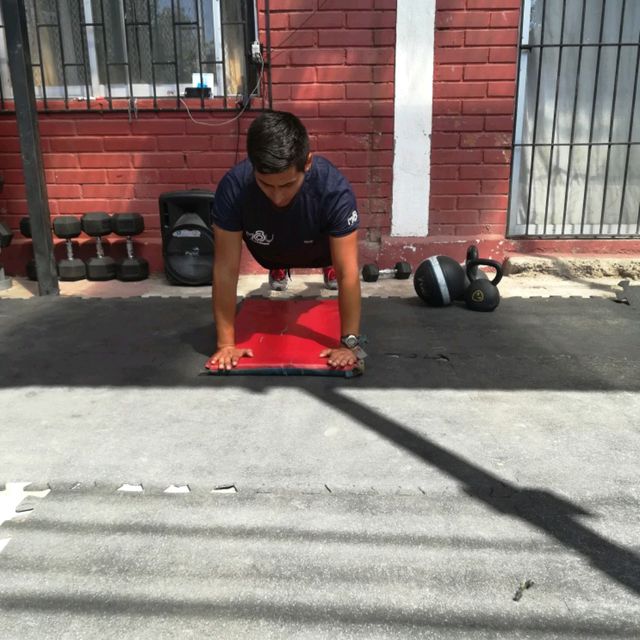 Plancha Con Toque De Hombro by Francisco Perez - Ejercicio Cómo hacerlo ...