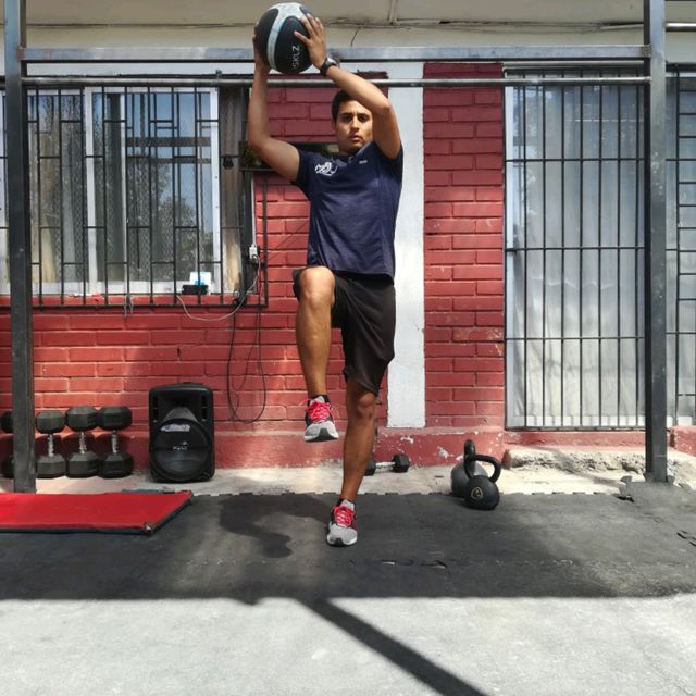 Leñador Unipodal by Francisco Perez - Ejercicio Cómo hacerlo - Skimble