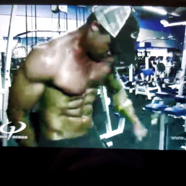 High To Low Cable Pull by Frank Partida - Exercise How-to - Skimble