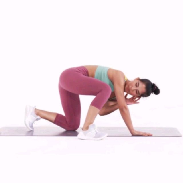 Crossover Lunge With Overhead Reach by Bernadette C. - Exercise How-to ...