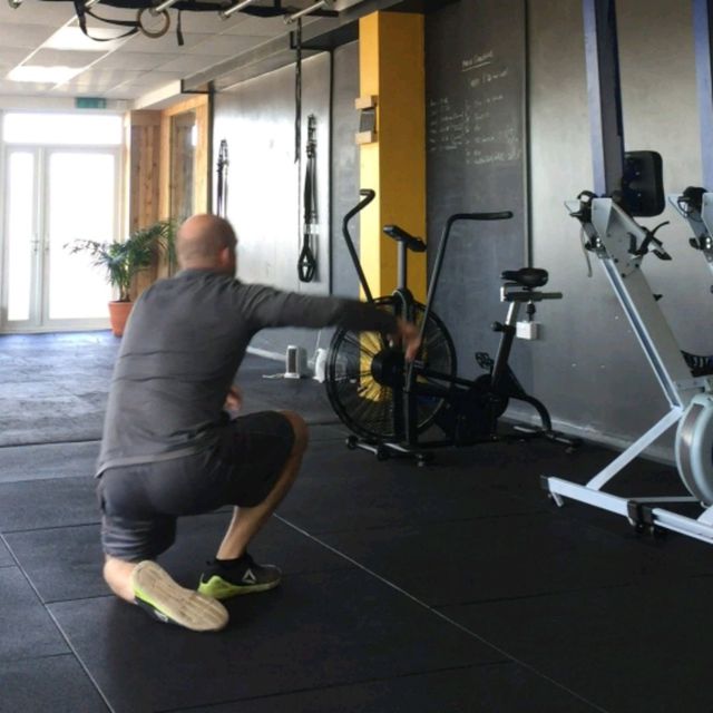 Right No Hands Get Up by Elisabetta Bruno - Exercise How-to - Skimble