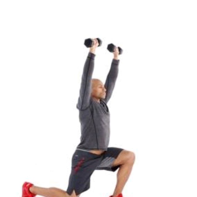 Overhead Reverse Lunge por Silas Eisenback - Ejercicio Cómo hacerlo ...