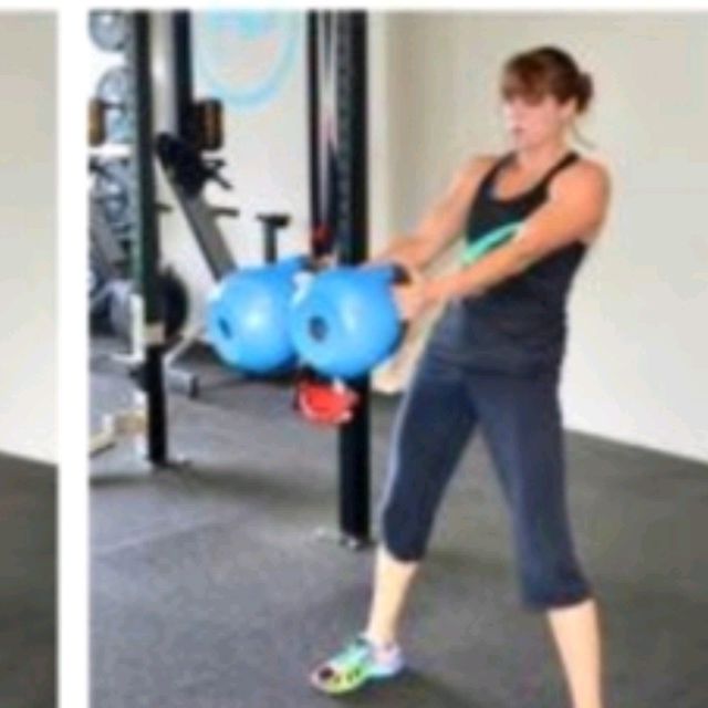 Doble Swing by Xexu Lara - Ejercicio Cómo hacerlo - Skimble