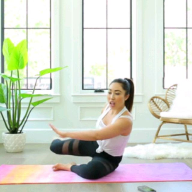 Dance Sweepers Right by Shew F. - Exercise How-to - Skimble