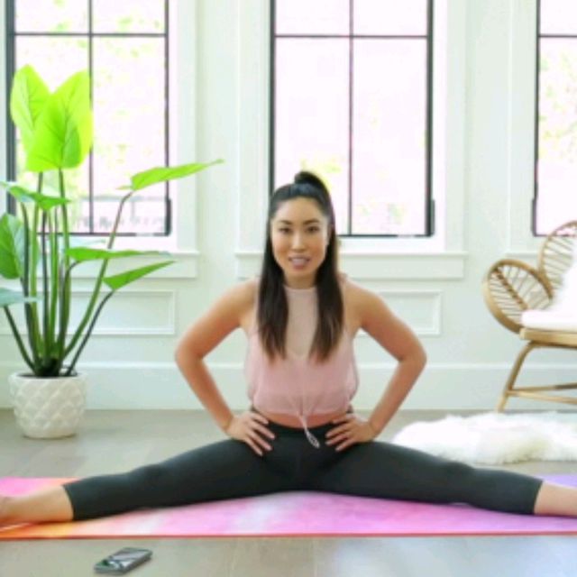 Bend Forward in Wide Leg by Shew F. - Exercise How-to - Skimble