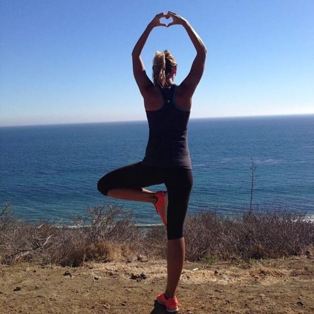 Yoga Balance Tree by Gordon Kennedy - Exercise How-to - Skimble