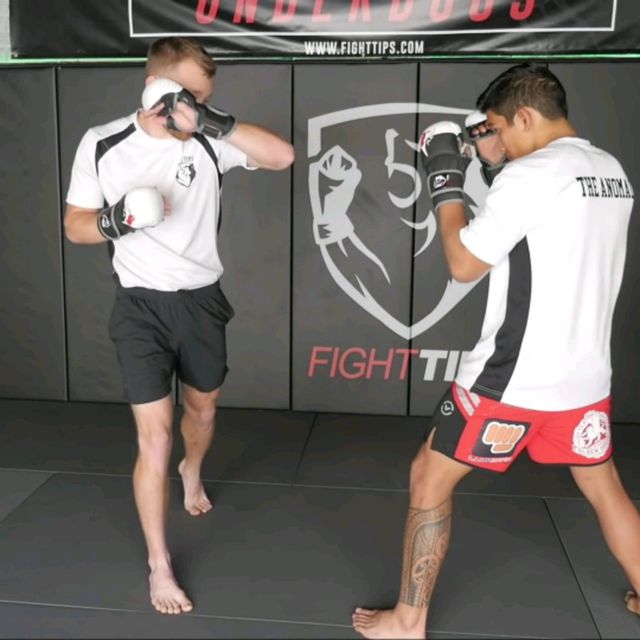 Switch Kick by Bernadette C. - Exercise How-to - Skimble