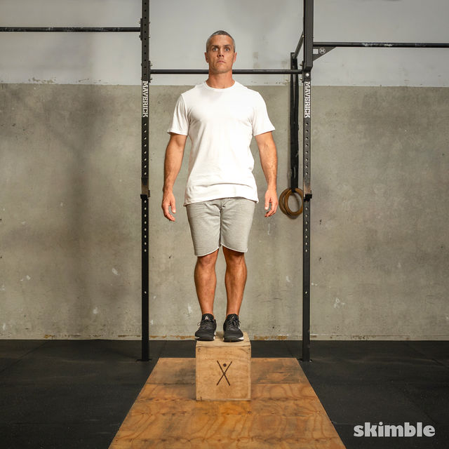 Split Box Jumps - Exercise How-to - Skimble Workout Trainer