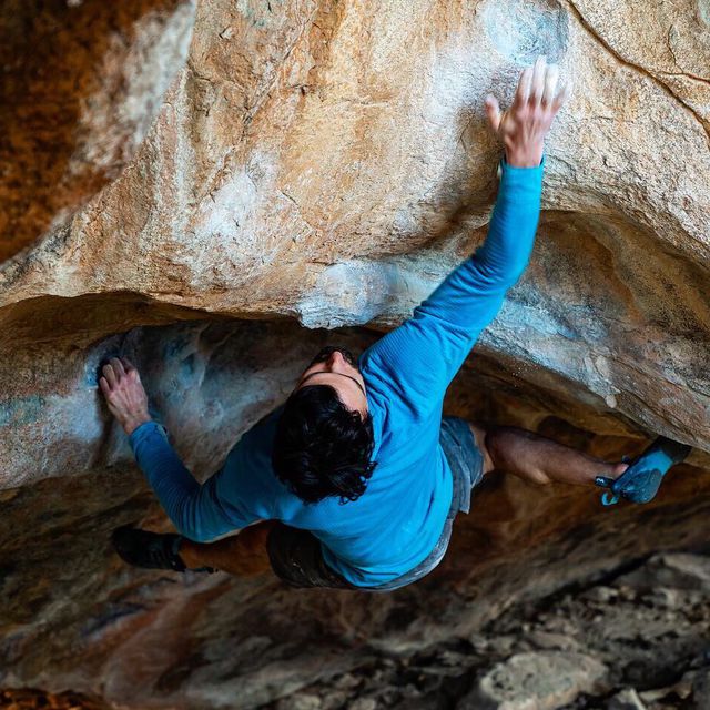 One Arm Lock Off: 90 Degree by Will Rossiter - Exercise How-to - Skimble