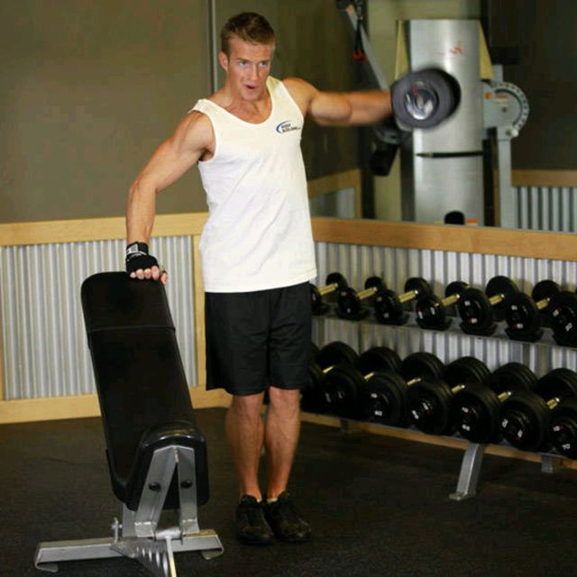 One Arm Side Laterals by Aaron Austin - Exercise How-to - Skimble