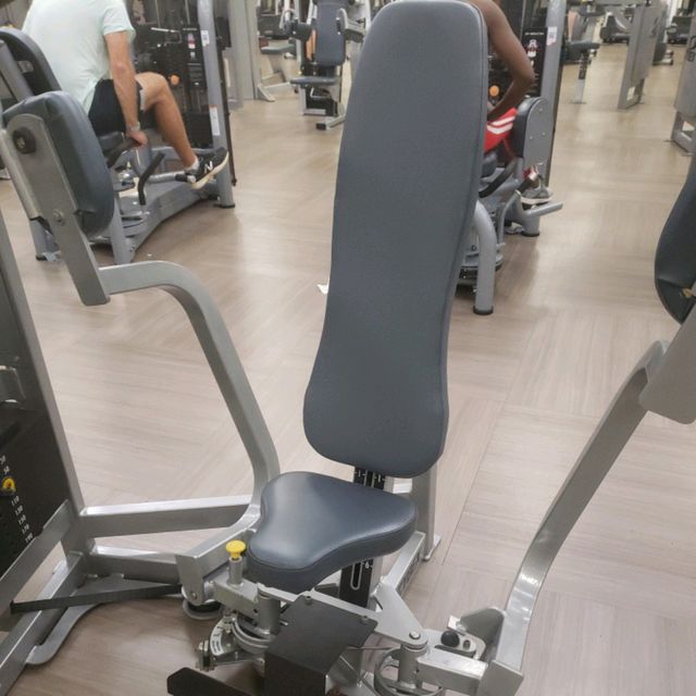 Cyber Fly by Eric M. - Exercise How-to - Skimble Workout Trainer