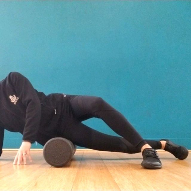 Right TFL Rolls by Loredana Kulczycki - Exercise How-to - Skimble