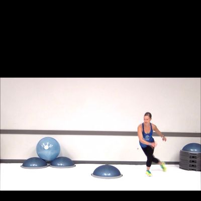 Bosu Run Jump Hop by Chris Laurent - Comment faire de l'exercice - Skimble