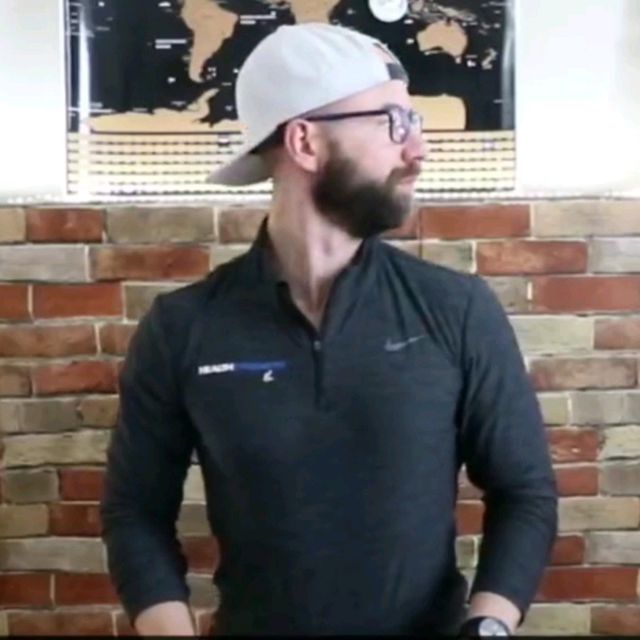 Cervical active rotation por Tanya P - Ejercicio Cómo hacerlo - Skimble