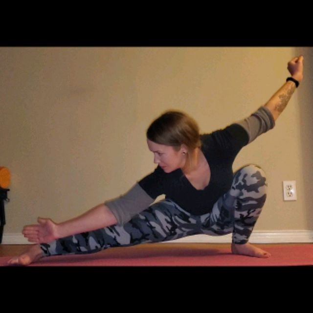 Drop Stance - Fú Hǔ Bù（伏虎步) by Bernadette C. - Exercise How-to - Skimble