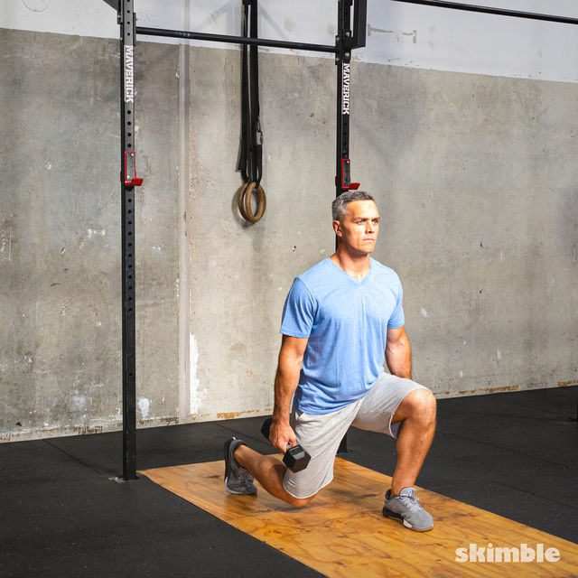 Dumbbell Split Jumps - Exercise How-to - Skimble Workout Trainer