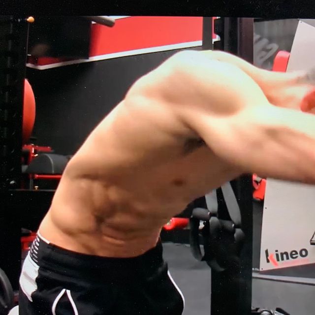 Banded pull downs by Ted Smith - Exercise How-to - Skimble