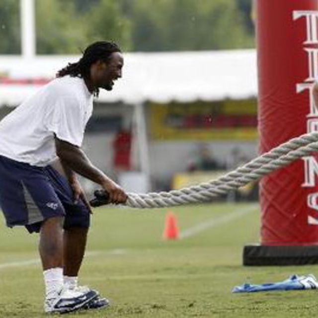 Double Arm Waves by Remzi Ozcan - Exercise How-to - Skimble