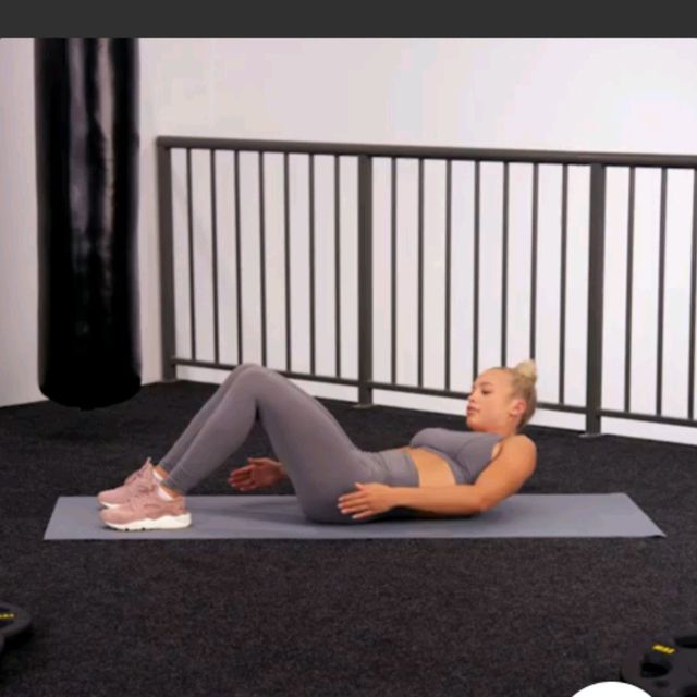 Tap Crunches by Elena Plaxienco - Exercise How-to - Skimble