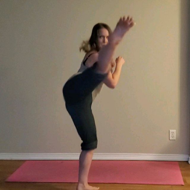 Diagonal Kick – Te Chiang by Bernadette C. - Exercise How-to - Skimble