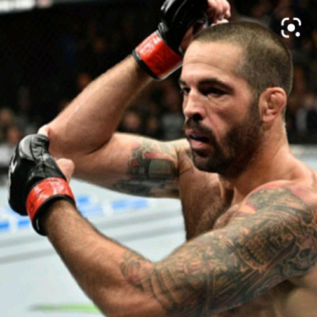 Diagonal Elbow - Sok Chieng by Bernadette C. - Exercise How-to - Skimble