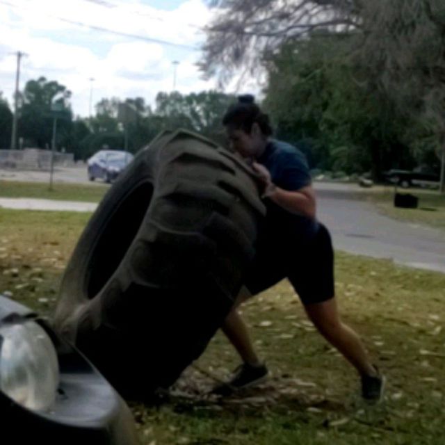 Tire Flips by Mariel R. - Exercise How-to - Skimble