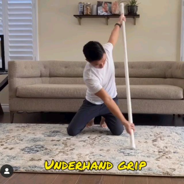 Thoracic Mobility With A Stick by Alex 🌊. - Exercise How-to - Skimble