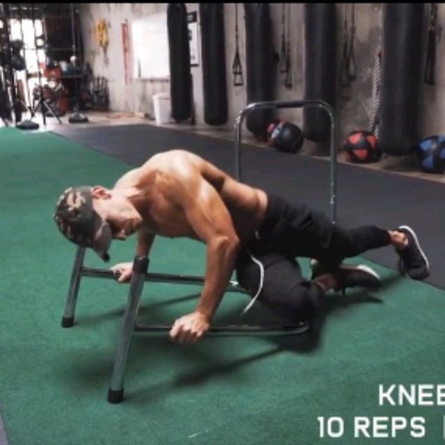 Knee Slides by Alex 🌊. - Exercise How-to - Skimble