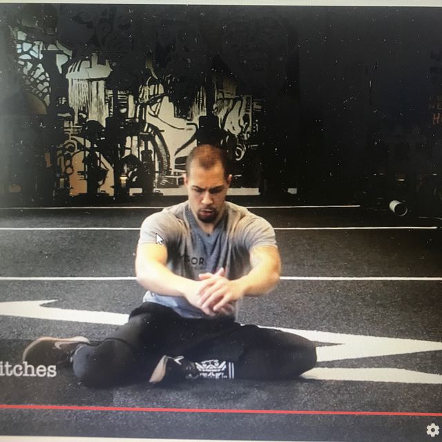 90-90 Hip Switches by Rafael Jimenez Maiquez - Exercise How-to - Skimble