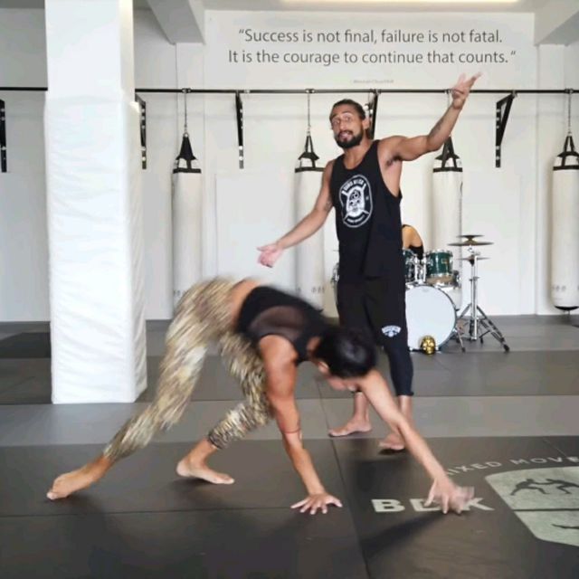 Chimpanzee by Bernadette Cordeau - Exercise How-to - Skimble