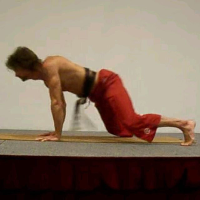 Lion Linger by Bernadette C. - Exercise How-to - Skimble