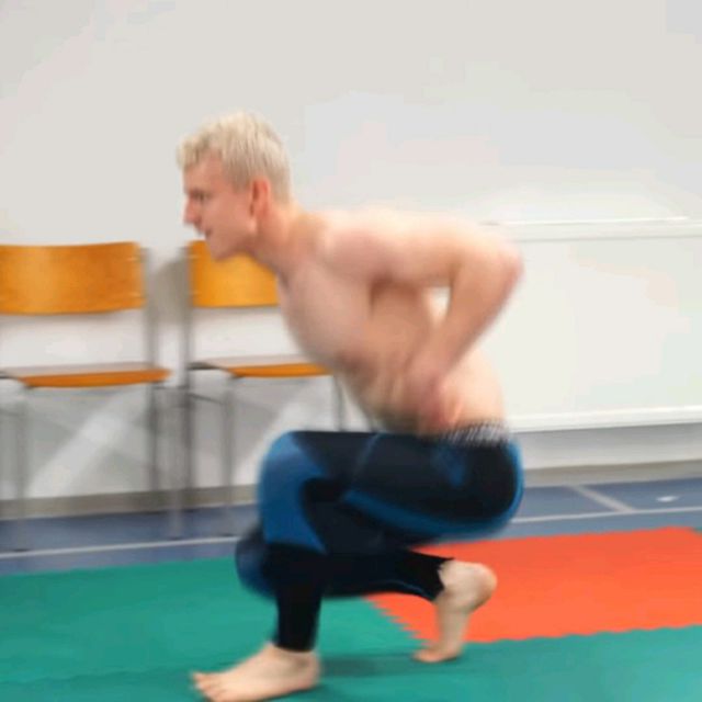 Duck Walks by Bernadette C. - Exercise How-to - Skimble