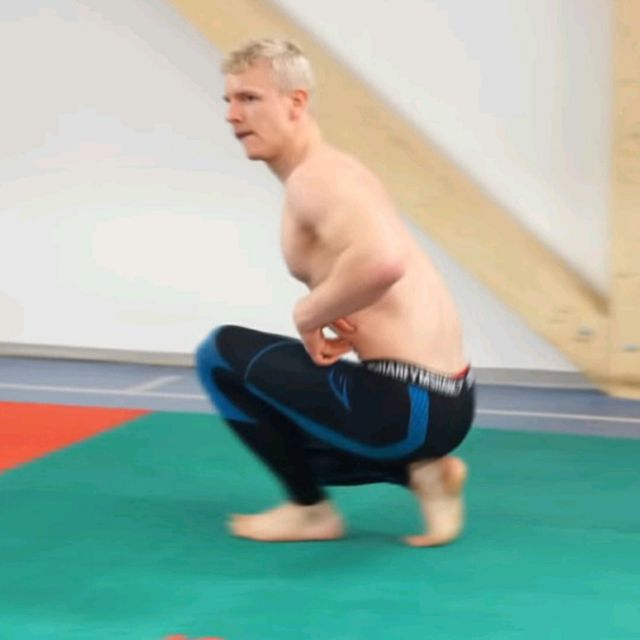 Duck Walks by Bernadette C. - Exercise How-to - Skimble