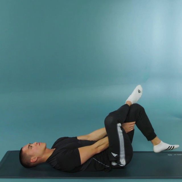 Figure 4 Stretch Right by Brian Fallon - Exercise How-to - Skimble