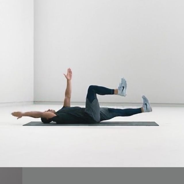 Dead Bugs by Rafael Jimenez Maiquez - Exercise How-to - Skimble