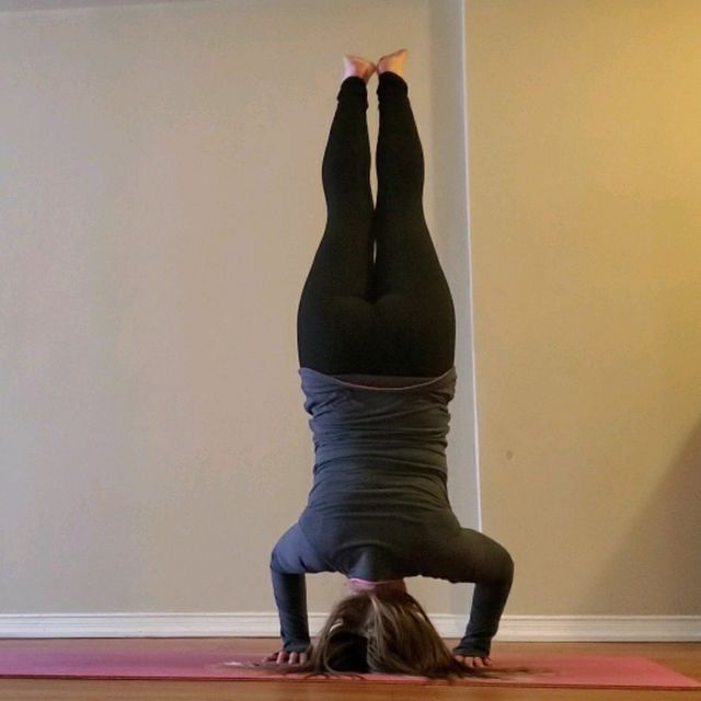 Tripod Headstand 💥 by Bernadette C. - Exercise How-to - Skimble